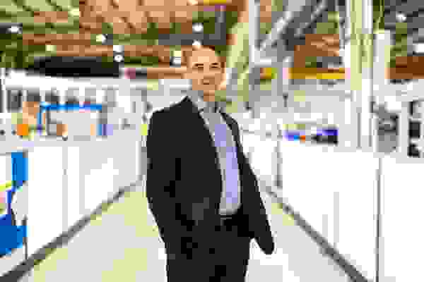 Board members - Oxford Instruments